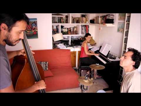 Fields of Gold - Cover by Caitlin Mayall, Javi Viana and Tomi.