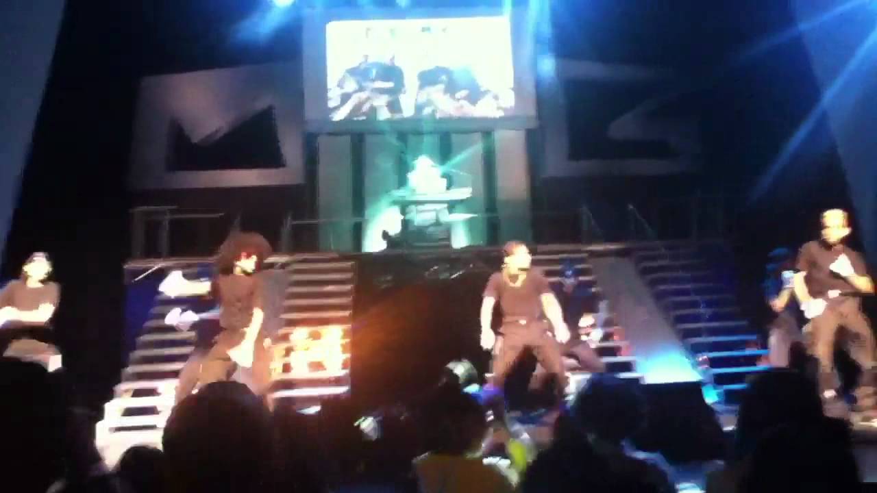 Mindless Behavior - #1 Girl Tour - B2K Bump,Bump,Bump July 14th - YouTube