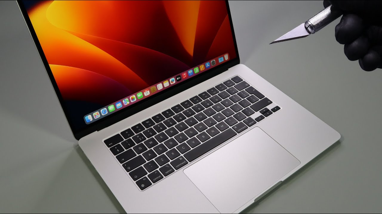 Apple Macbook Air M2 (2023) - 1 Minute Unboxing! - YouTube