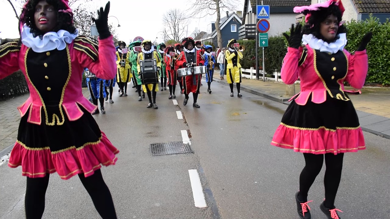 ZwartePietenBende - Pietendans - Intocht Sinterklaas Loosdrecht - 18 ...