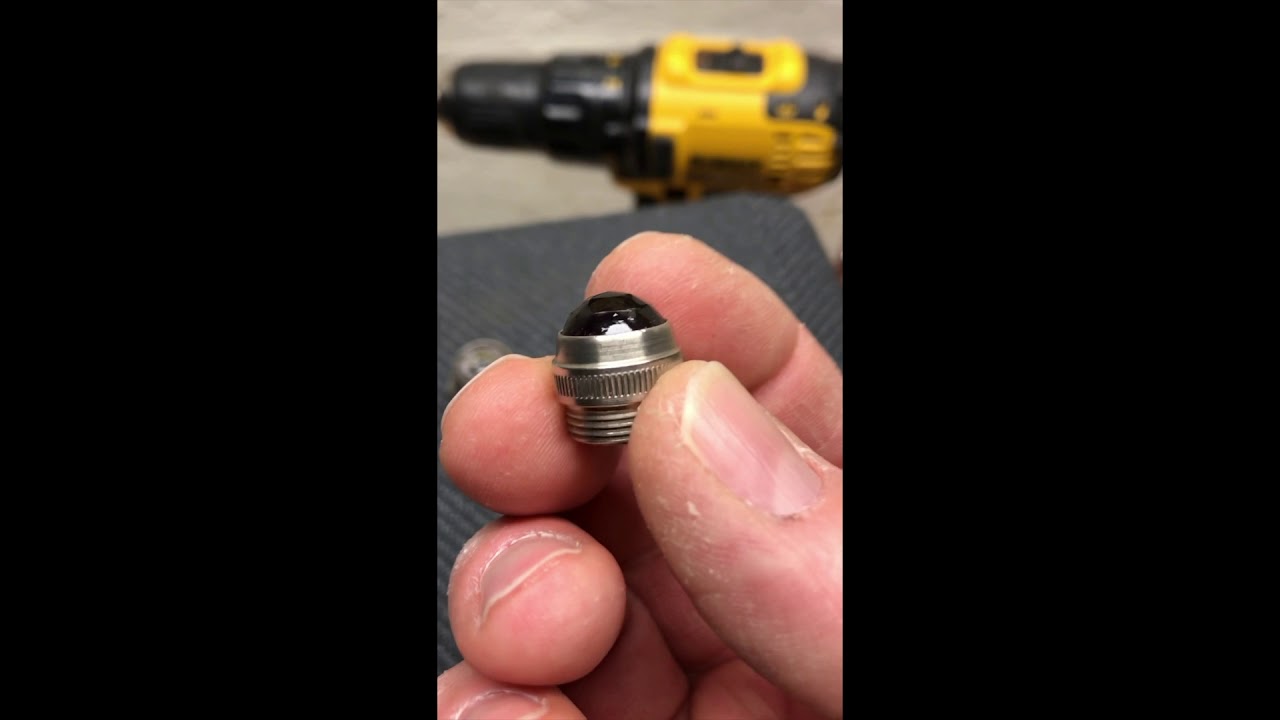 Fender Bassbreaker 15 jewel light - YouTube