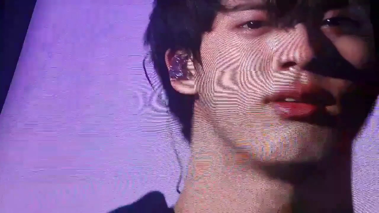 181209[Taiwan]Jin shouting TAIWAN at BTS 'LOVE YOURSELF' WORLD TOUR ...