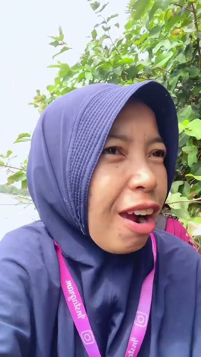 Keseruan kampi saat panen jambu - YouTube