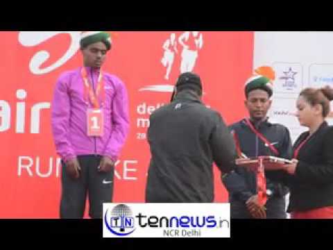 DELHI CM @ARVINDKEJRIWAL HONOURRED WINNERS OF AIRTEL HALF MARATHON – # ...