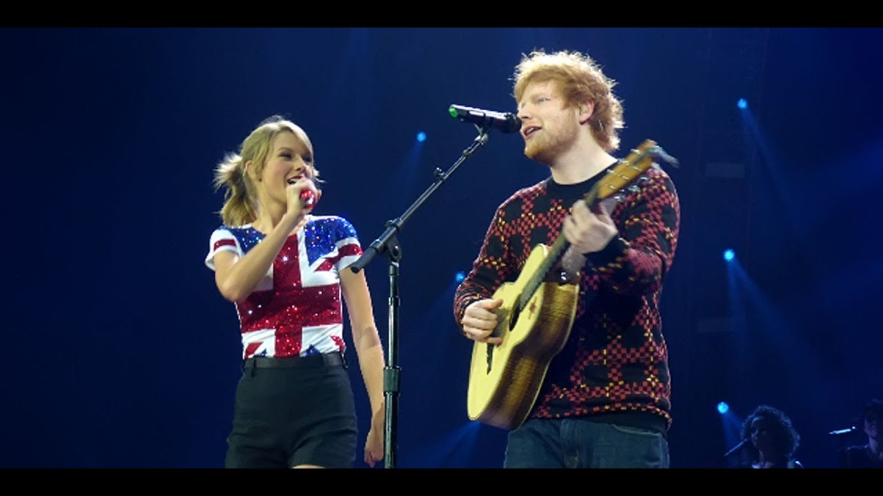 Taylor Swift duets with Ed Sheeran during comeback gig | BREAKING NEWS ...