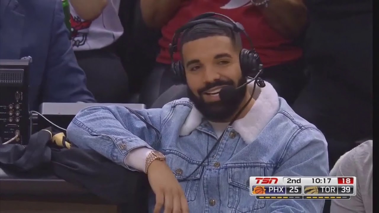 DRAKE THROWING ALL THE SMOKE AT EVERYONE!!!! | SUNS at RAPTORS | - YouTube