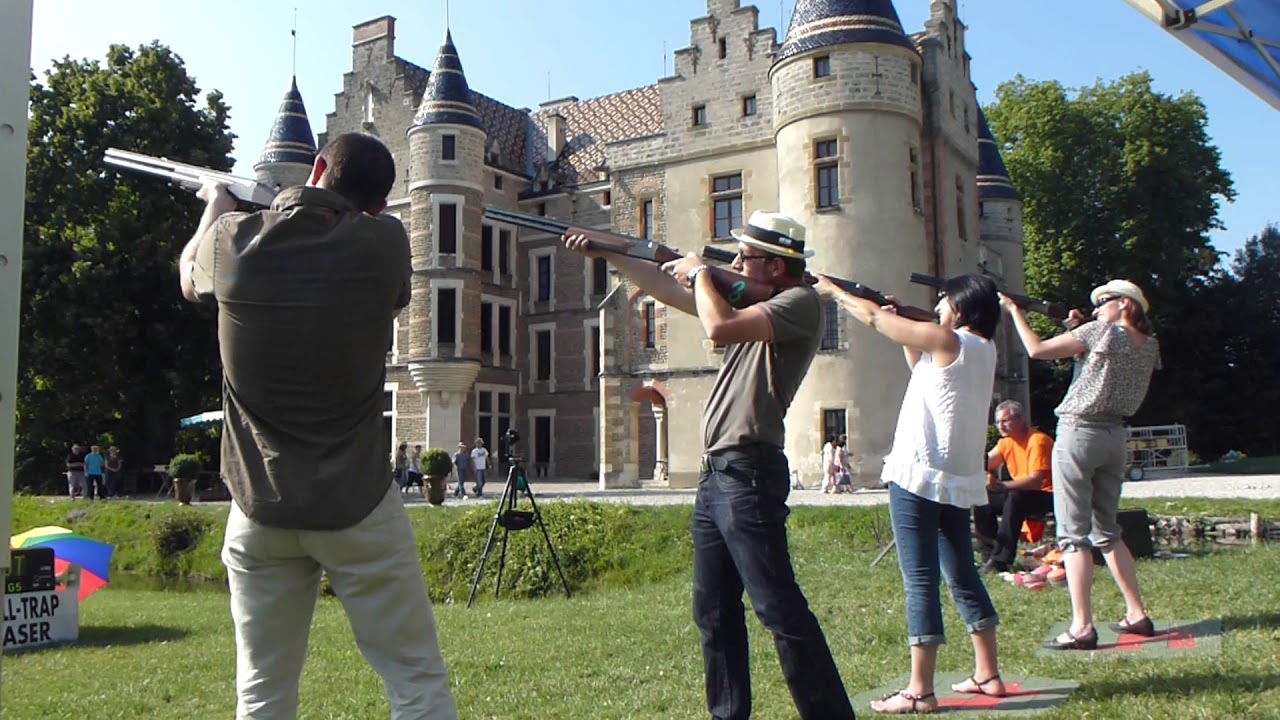 Ball trap laser 63 pour vos manifestations - YouTube