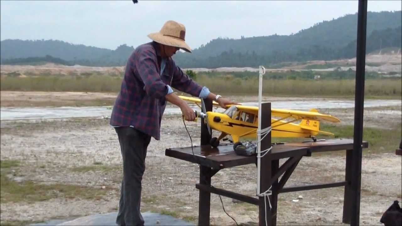 Thunder Tiger Piper J3 Cub - the 200th flight - YouTube