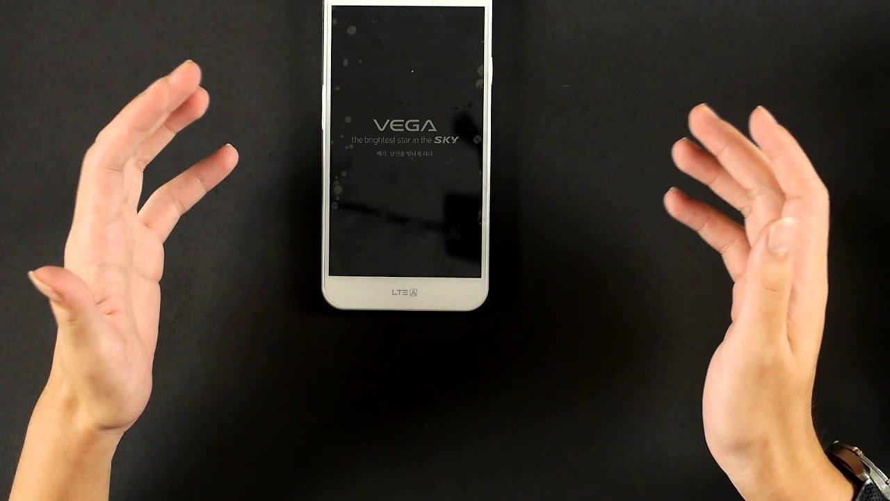 [EN] Pantech VEGA LTE-A Unboxing - YouTube