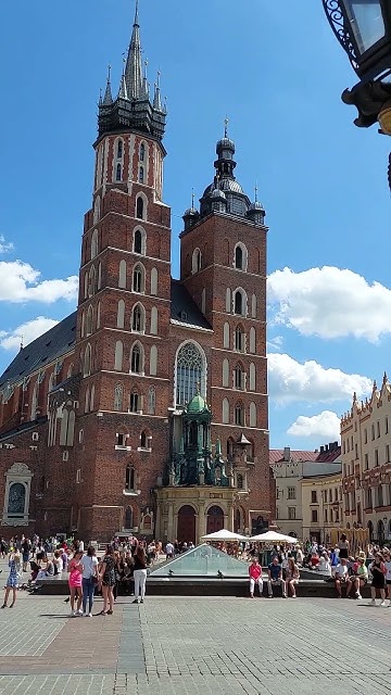 John Gora & Eddie Biegaj Poland Tour - Krakow Market Square - 2023 - St ... John Gora & Eddie Biegaj Poland Tour - Krakow Market Square - 2023 - St ...