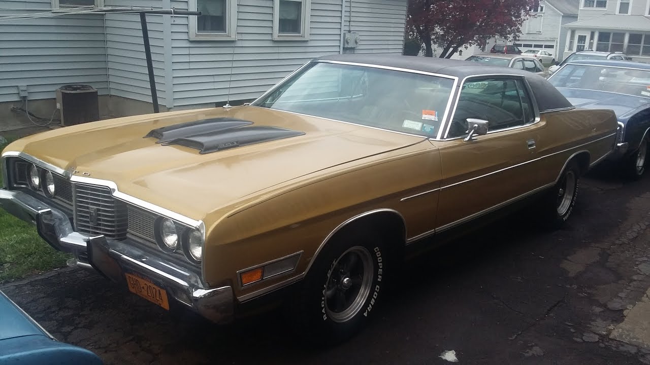 72 FORD LTD COLD START AT NIGHT - YouTube