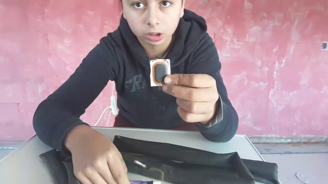 Mettre une rustine sur une chambre à air? - YouTube