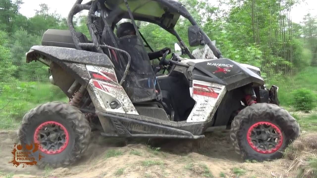 Quad UTV Can Am Commander Maverick 1000 4x4 off road side by side water ...