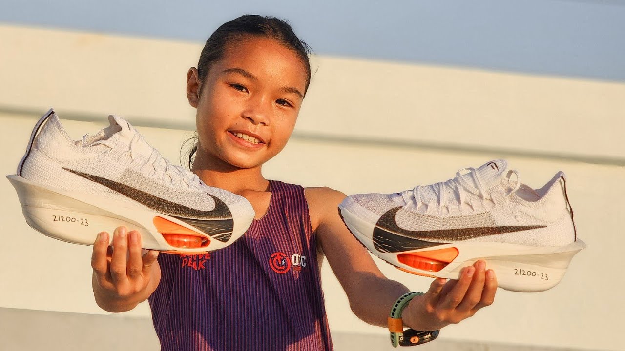 สัมภาษณ์นักวิ่งขาแรงอายุน้อยที่สุด 10 ขวบ ในกลุ่ม OTC Running Team "น้องน้ำมนต์" สุชาดา แต้มทา ...