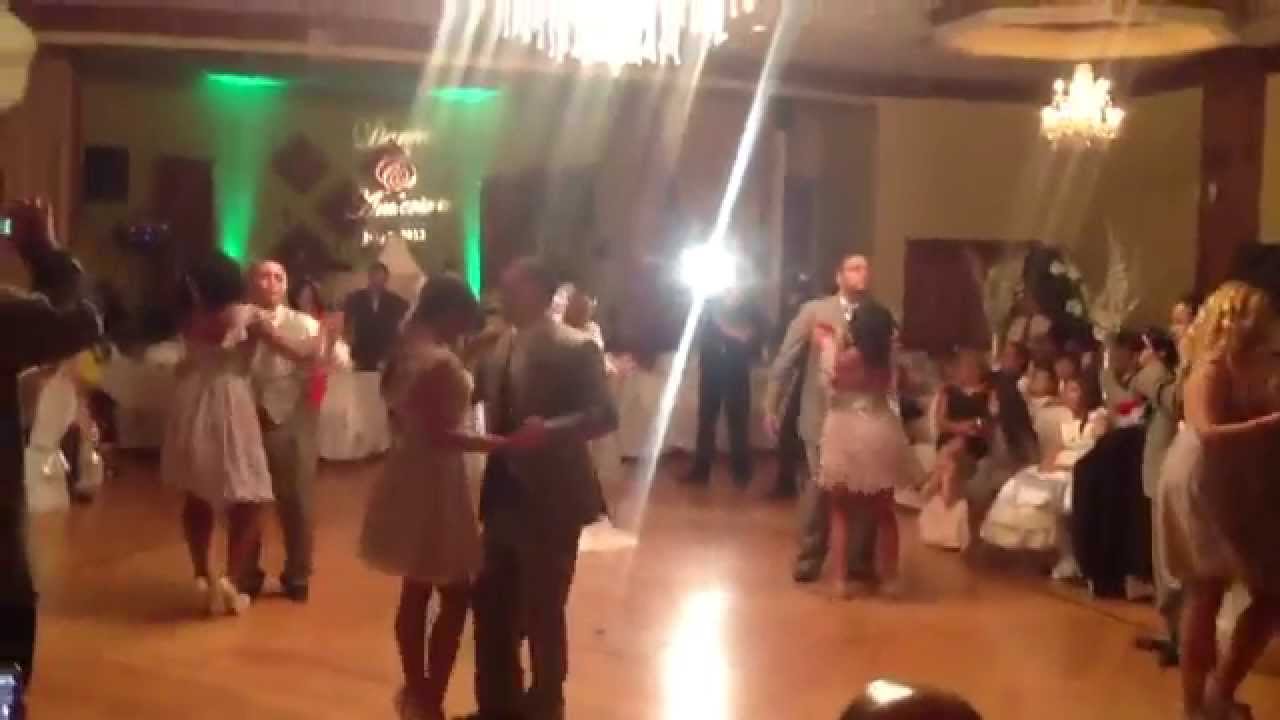 Spanish mix couple's wedding dance A&D - YouTube