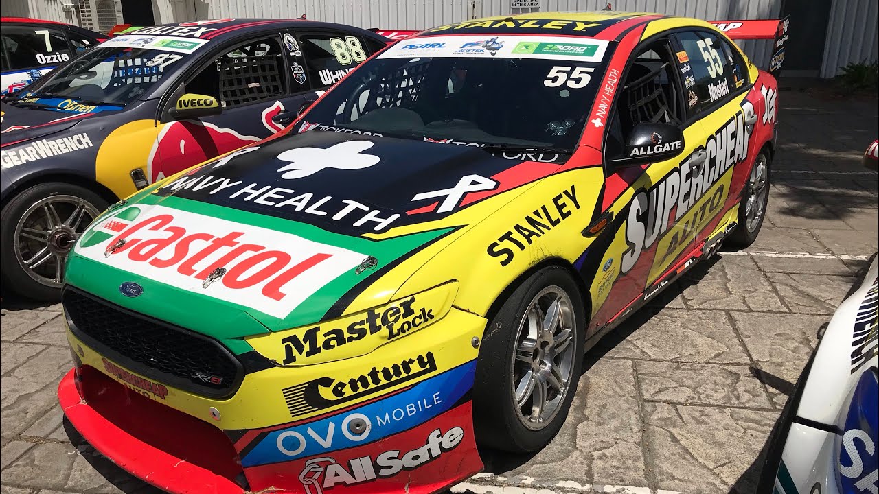 Norwell Motorplex Ford V8 Supercar Experience - YouTube