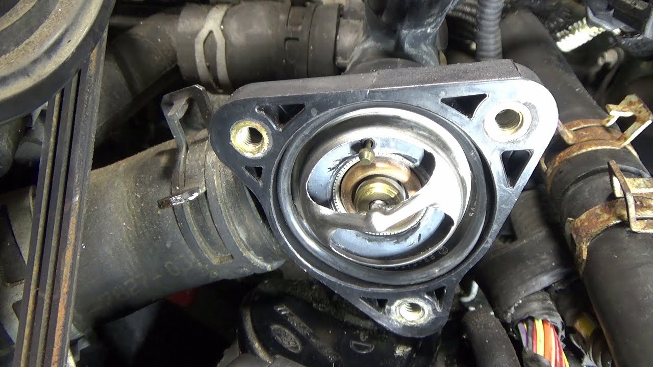 Reemplazo del termostato (Ford Escape 2004 - motor 3.0L) - YouTube