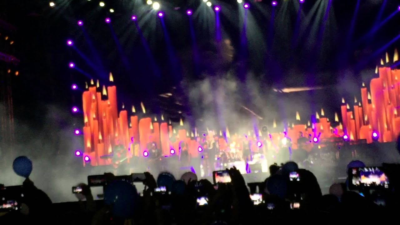 Robbie Williams, Tel Aviv, 2015, Angels - YouTube