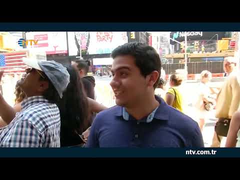 Sosisli sandviç standında 30 bin arı toplandı (New York'a arı istilası)