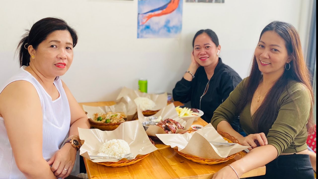 Lunch w/ friends at Lechon Republic Singapore | #singapore #dayoff # ...