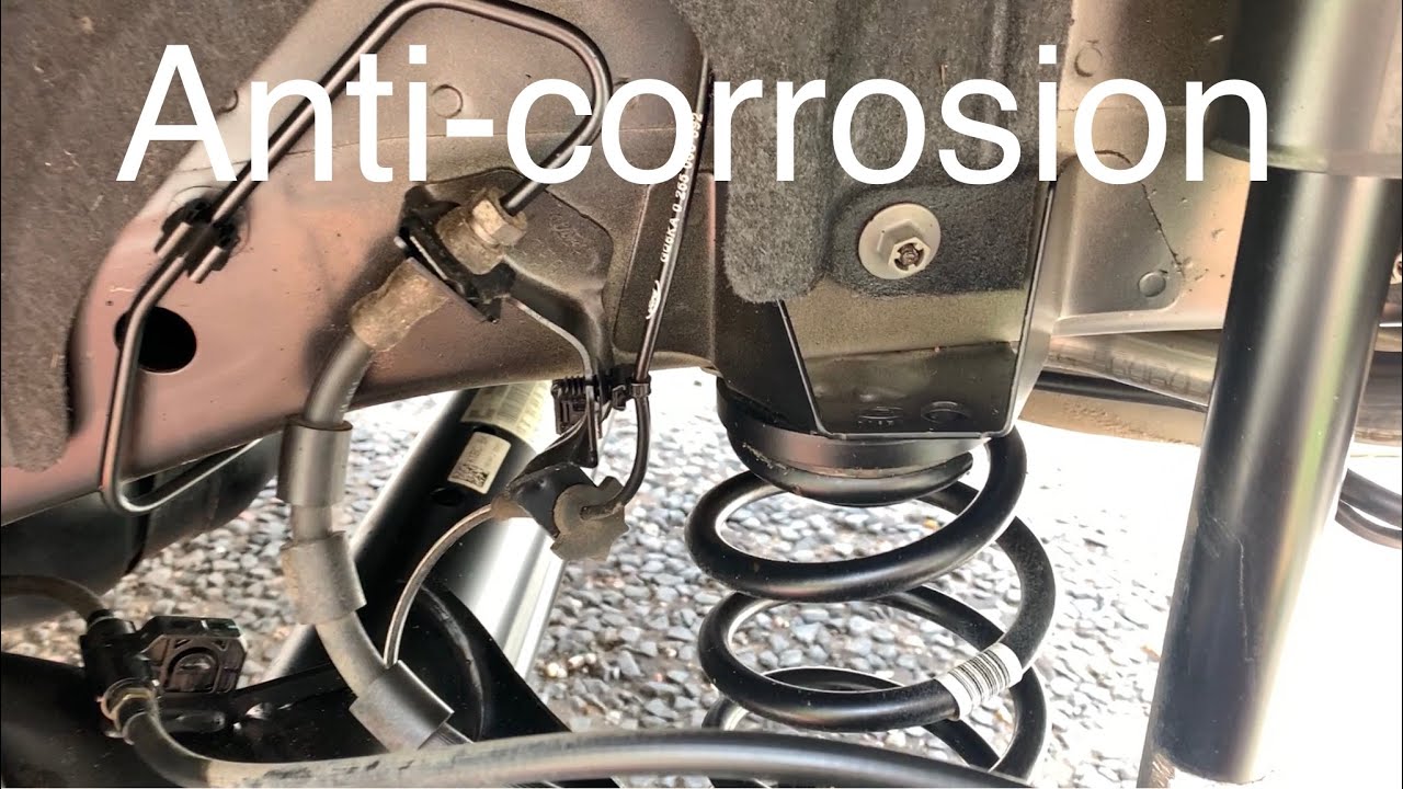 Rust proofing the Fiesta ST mk8 - Bilt Hamber Dynax UC - YouTube