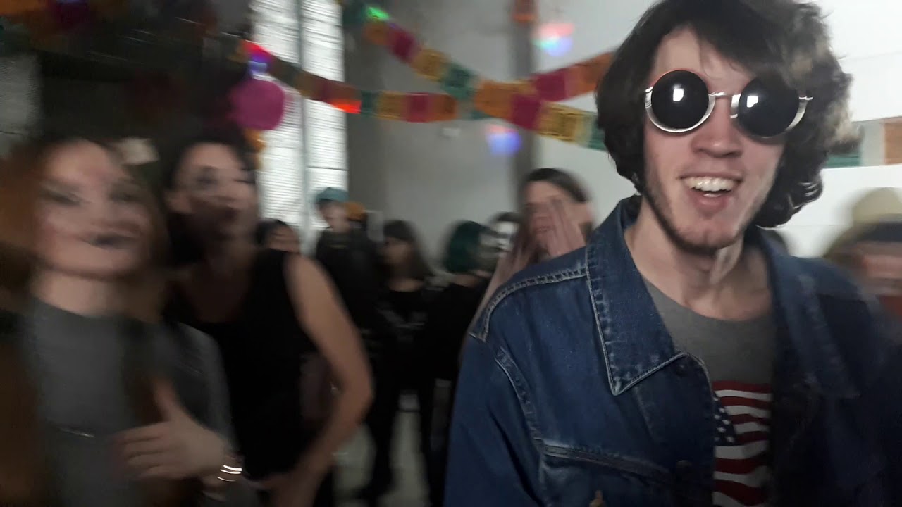 John Lenin @ Russian Halloween - YouTube