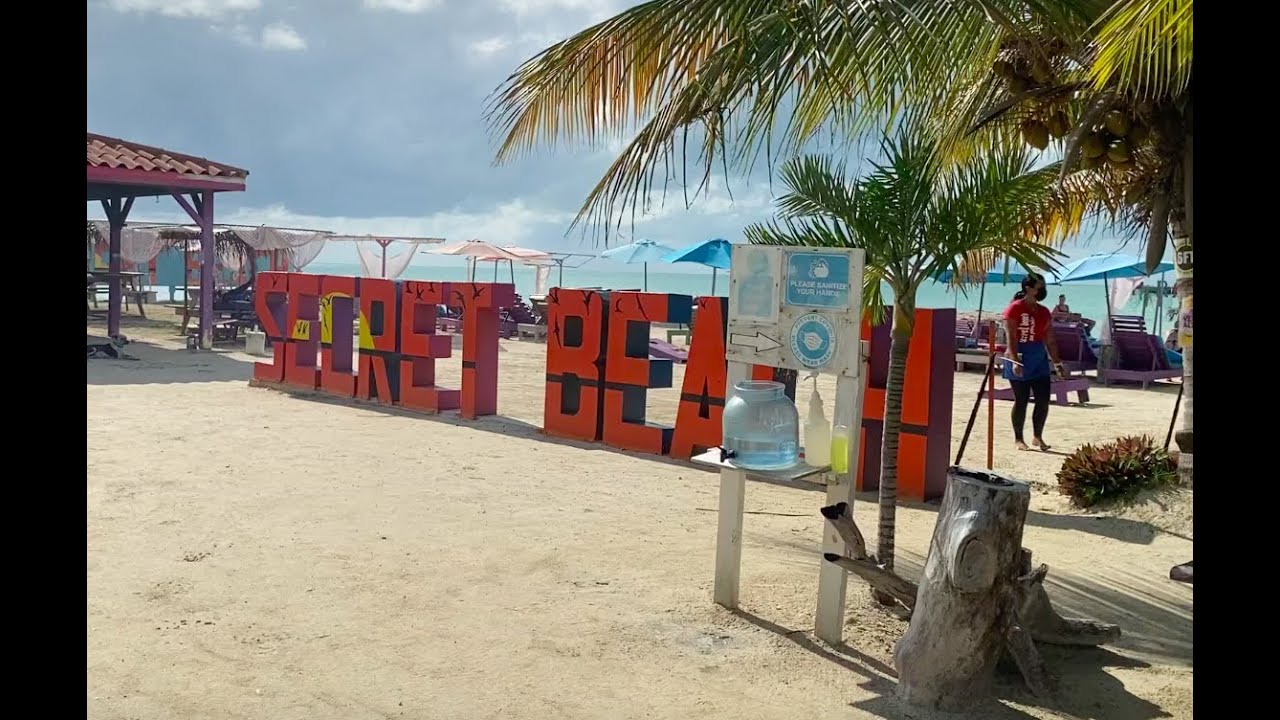 BBQ Chicken at Secret Beach Belize - YouTube