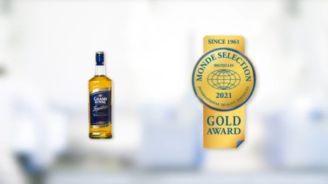 Grand Royal Signature Whisky | Gold Award Monde Selection 2021 - YouTube
