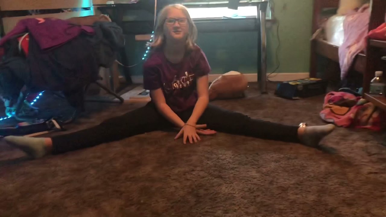 How to the splits tutorial - YouTube