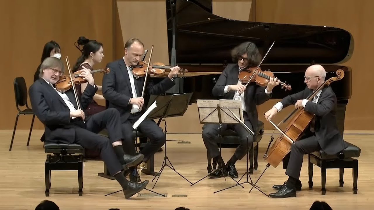 Shostakovich Piano Quintet | Su Yeon Kim & Quatuor Danel - YouTube