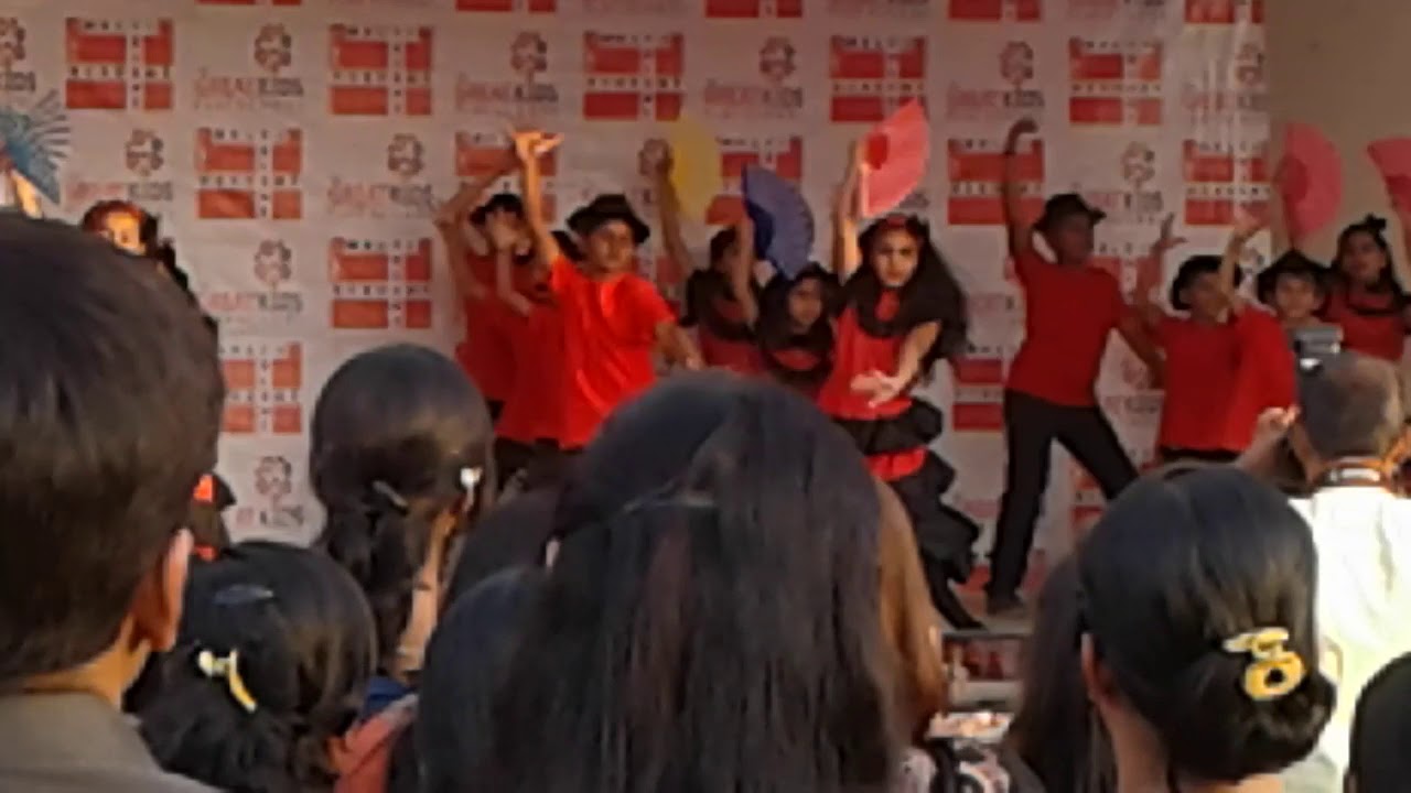Multi talent academy school class 4 to 7 dance - YouTube