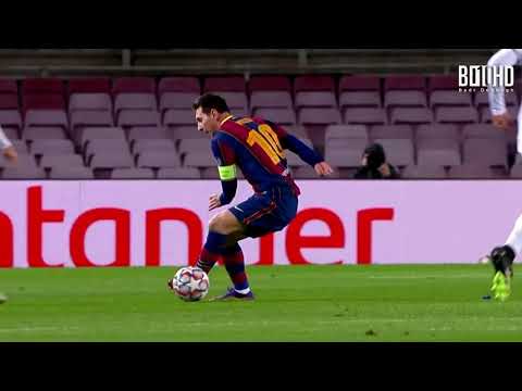 Lionel Messi Destroying Ronaldo