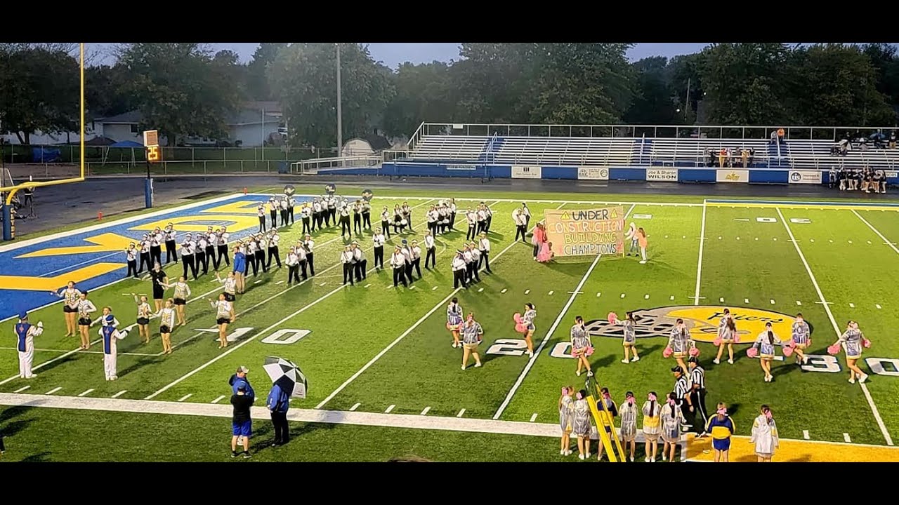 Clyde Fliers Marching Band: Halftime Show - 10/15/2021 - YouTube