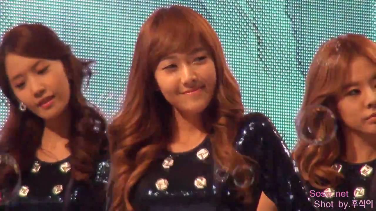 fancam2011 4 3 LG Cinema 3D Festival SNSD Hoot Jessica by Hoo - YouTube