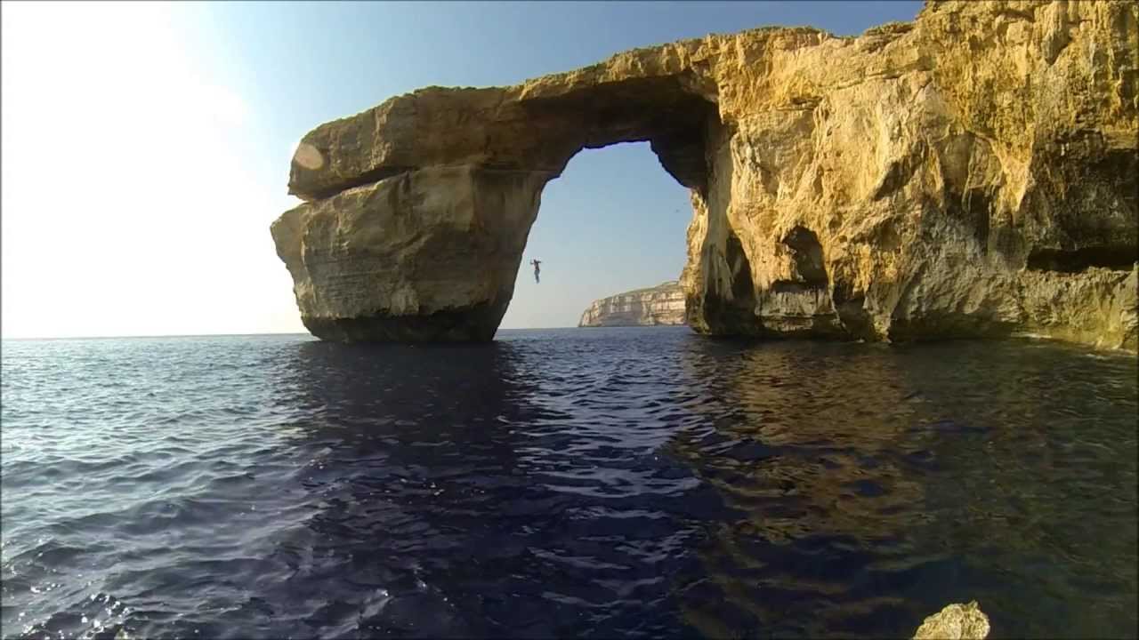 CLIFF JUMP MALTA - 90+ FEET JUMP FROM AZURE WINDOW - YouTube