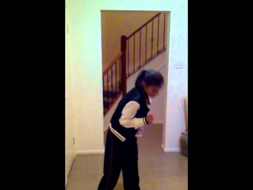 little girl dubstep dance 2 - YouTube