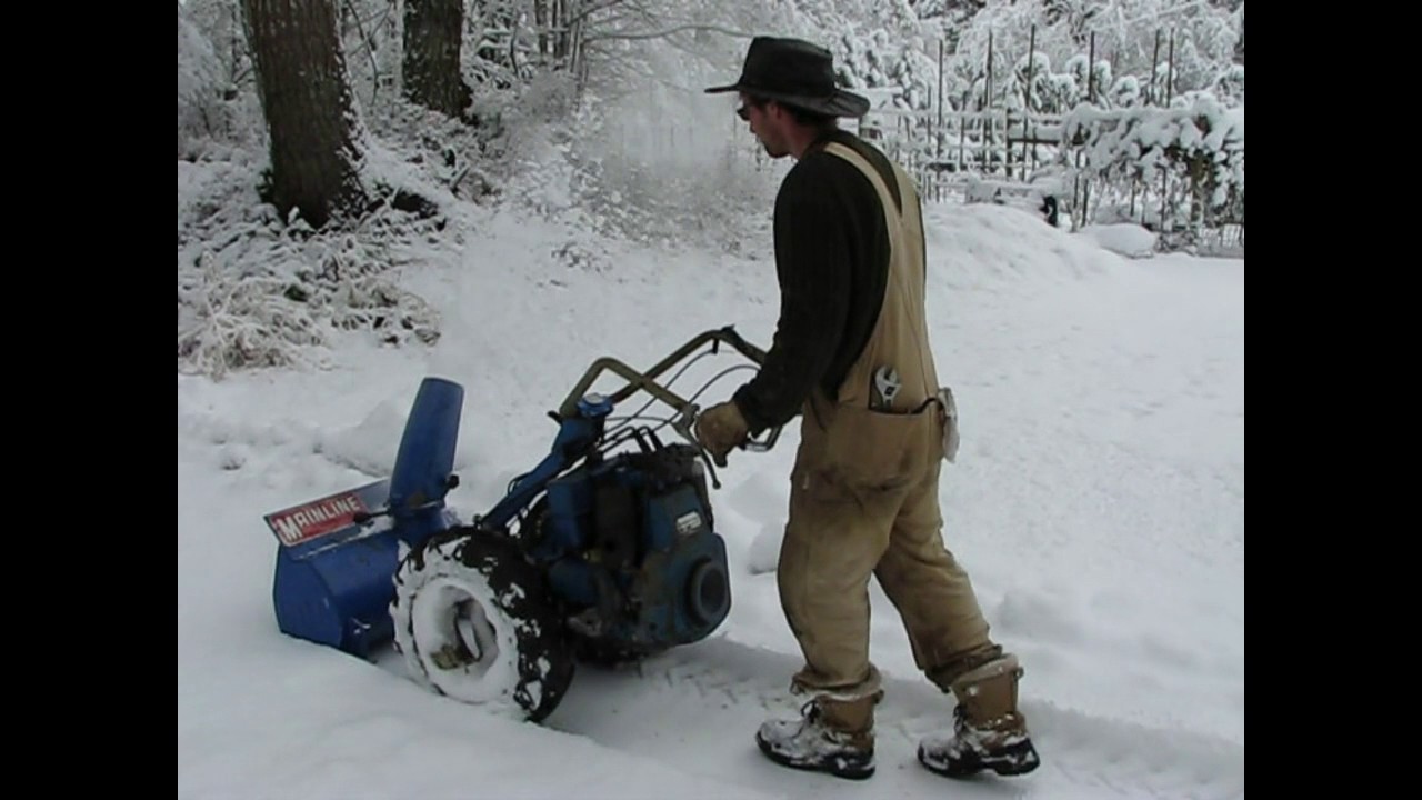 BCS 735 snow blower - YouTube