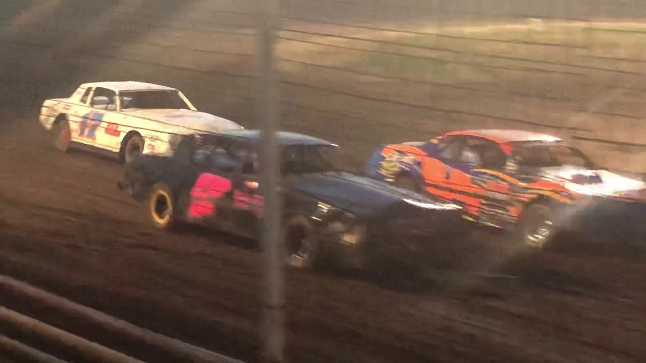 Cardinal motor speedway Cary white heat race - YouTube