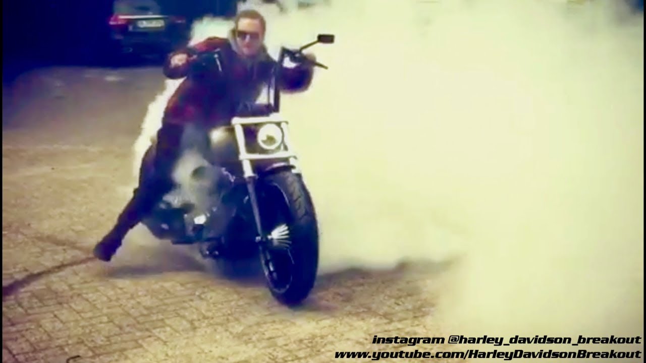 Harley-Davidson FXSB Breakout Burnouts - YouTube