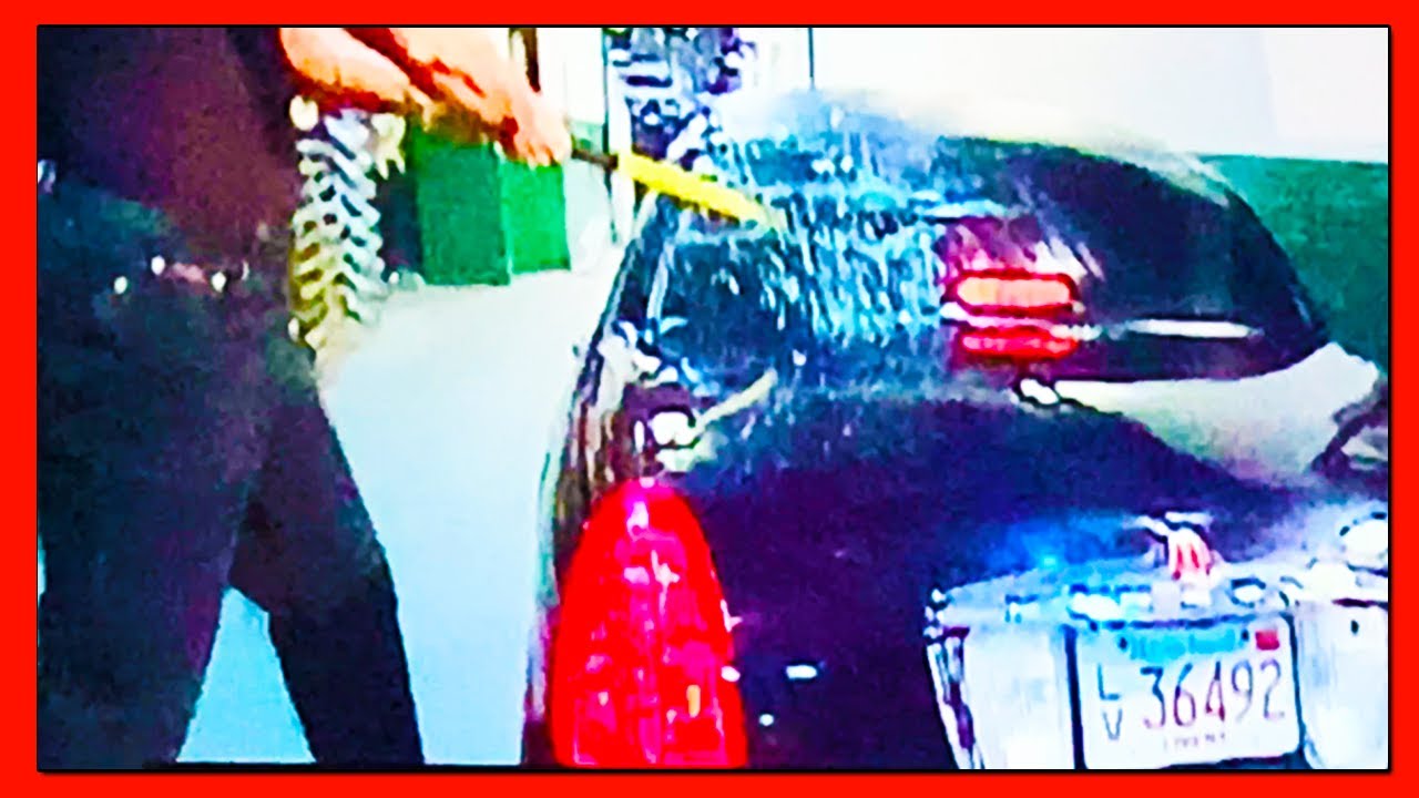 Kevin Nash Smashes Limo Windows with Triple H Inside 2003 (FULL CLIP ...