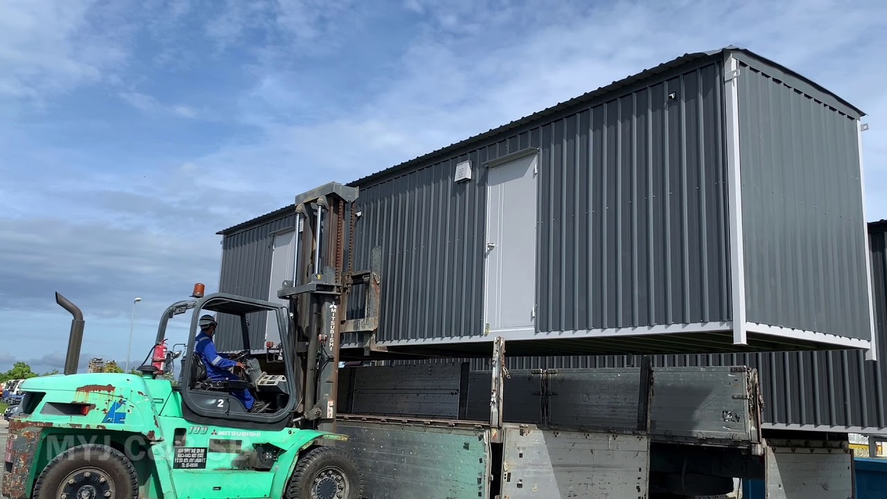 Loading 4 units of Portable Cabins - YouTube
