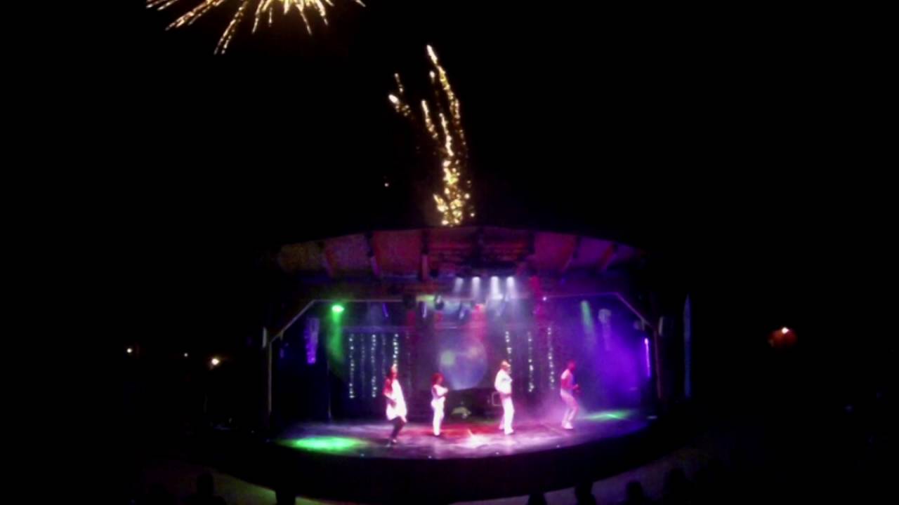 Final du Spectacle Cabaret @ Sandaya Riviera d'Azur - Saison 2016 - YouTube
