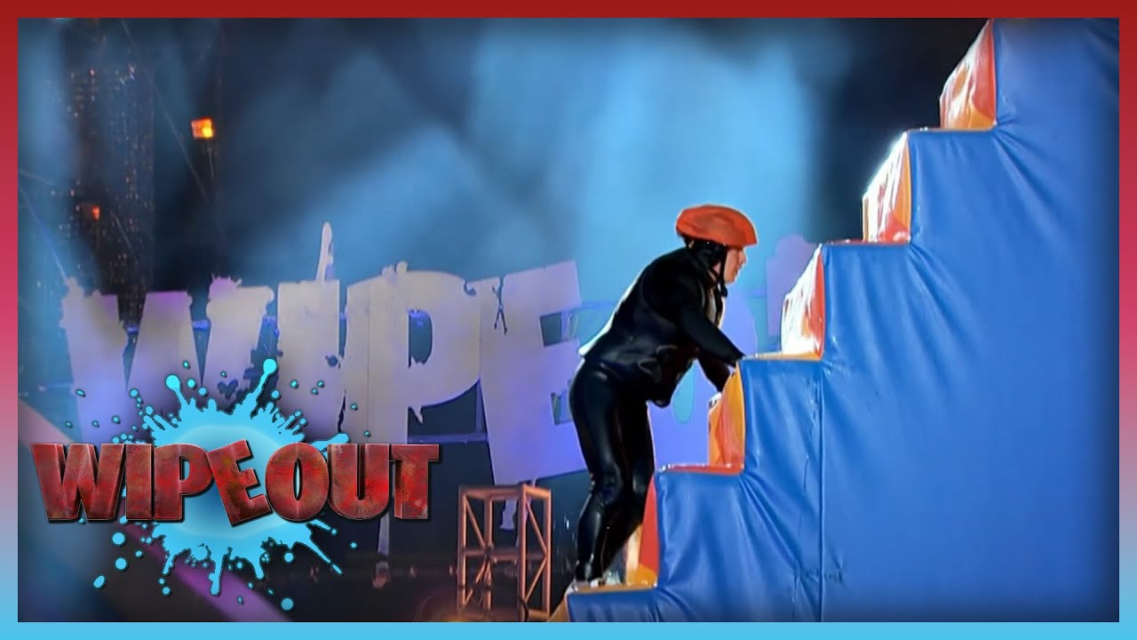 Never Count Out A Dark Horse | Wipeout - YouTube