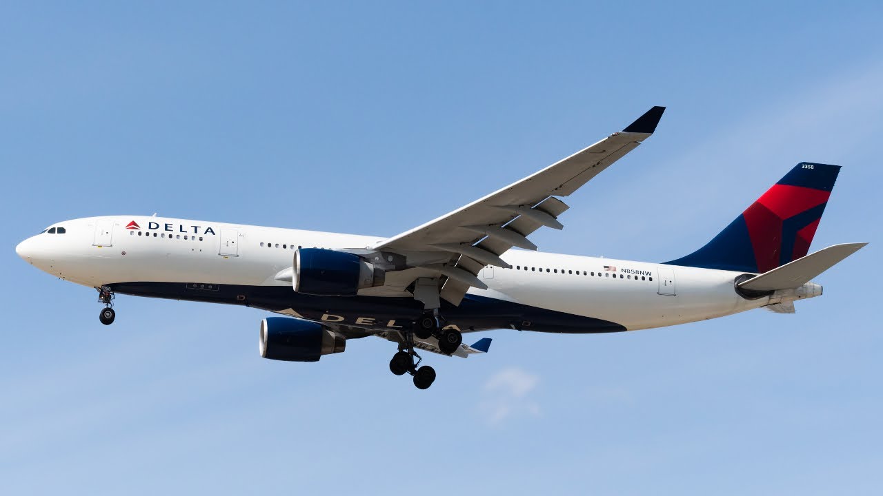 THREE HOURS of Denver International Airport Audio | KDEN Tower [LiveATC ...