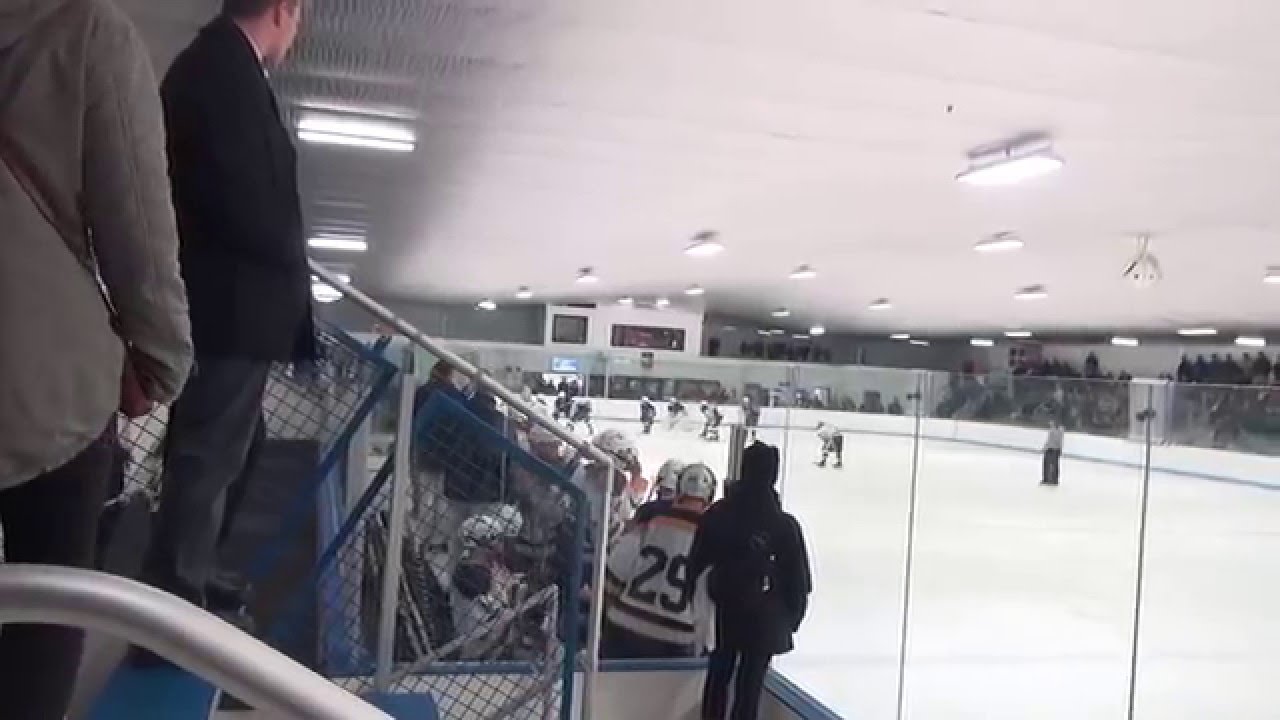 20151230182751 Hanover vs Norwell Ice hockey game played at Hobomock ...