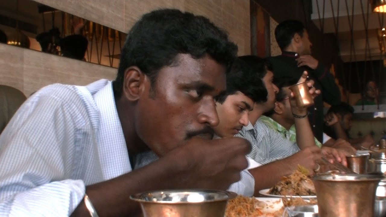 2 Kg & 200gm of Biryani in 20 Minutes Chennai Guy Sets Record in ...