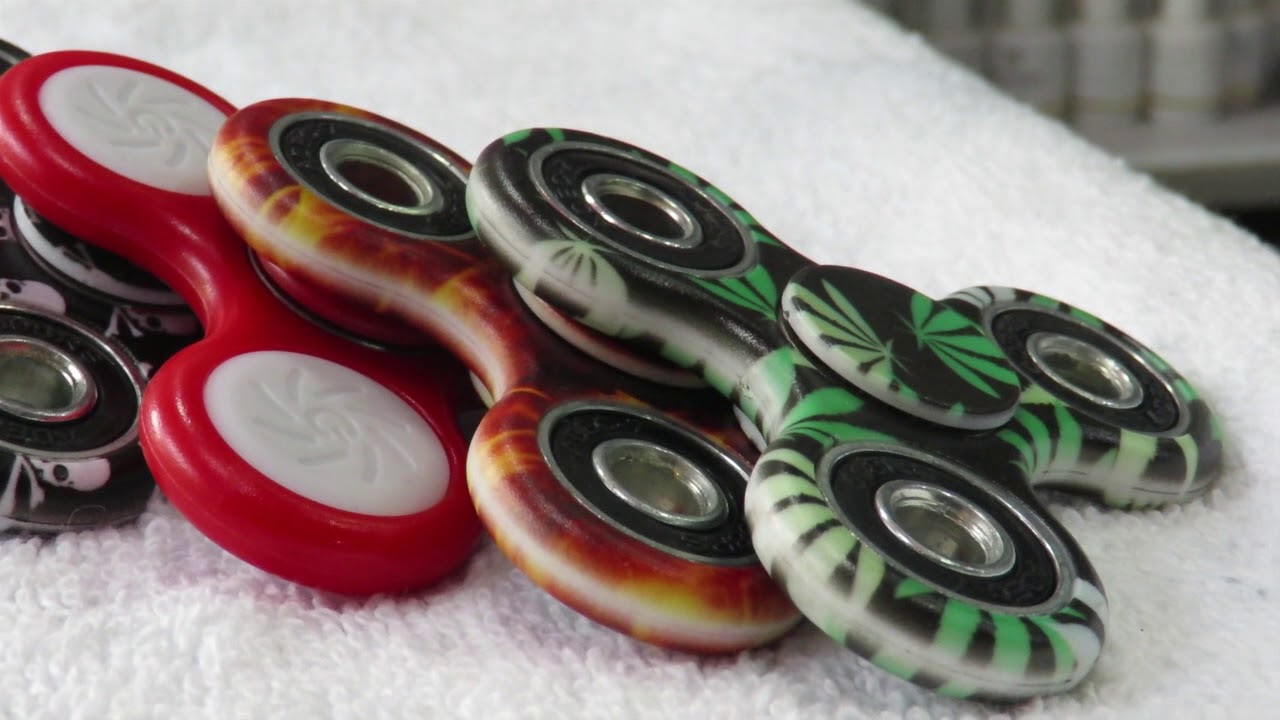 Fidget Spinner Ad. - YouTube