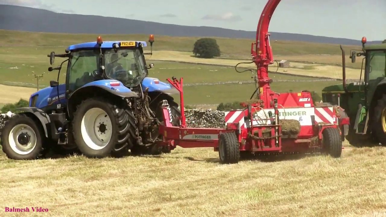 Silaging with Trailed Pottinger. Some pitwork. - YouTube