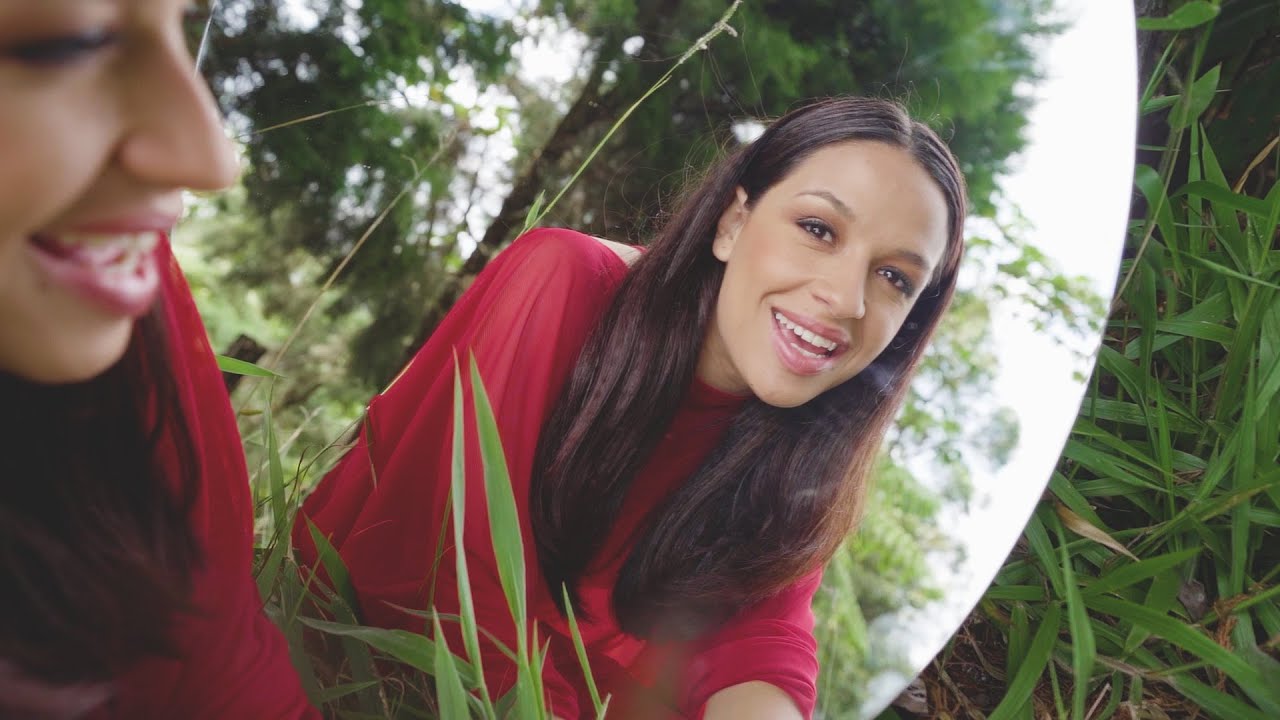 Estos días -Estefania Álvarez (OFFICIAL VIDEO) - YouTube