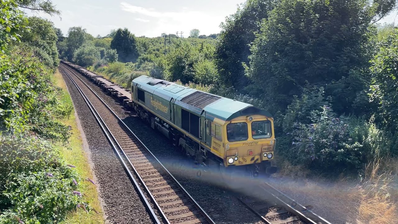 Class 66 | 66951 | Freightliner - YouTube